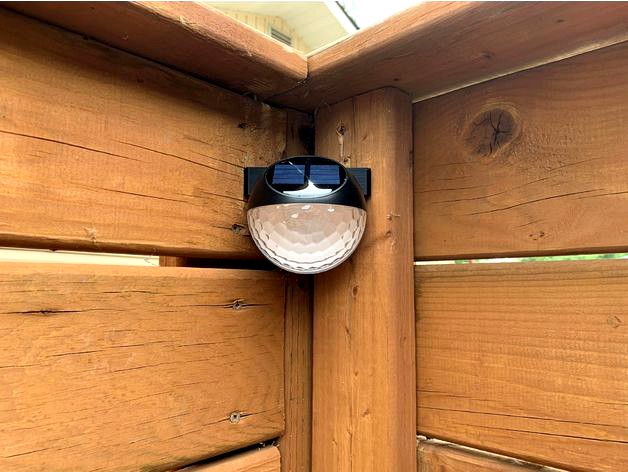 Solar Fence Light Corner Mount by bochiasson 3d model