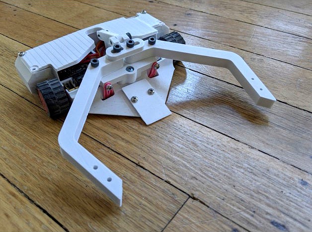 150g Grab and Lift Battlebot by emancarrillo 3d model
