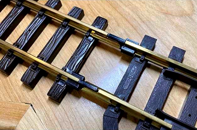 LGB G-Scale Insulated Track Joiner by ssteve 3d model