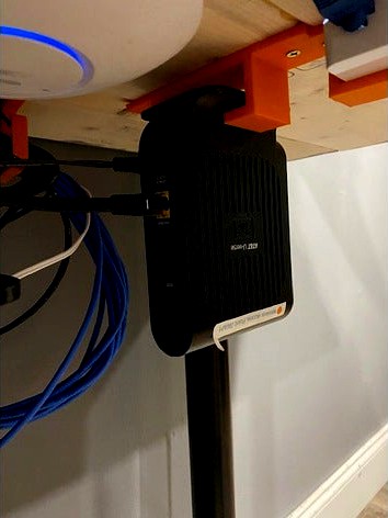 ATT Uverse Wireless Access Point Under Desk Mount by rada194 3d model