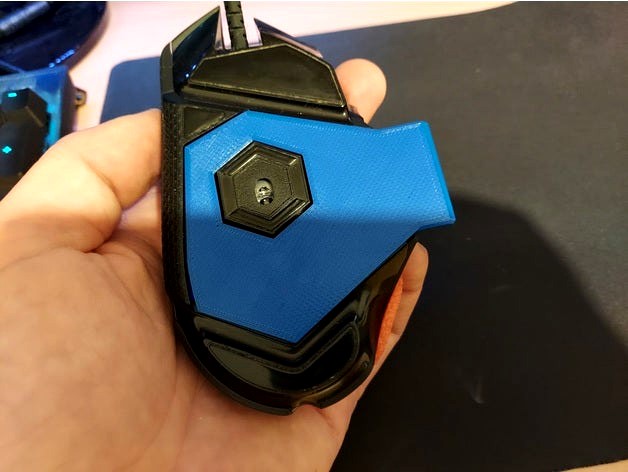 Logitech G502 hero bottom plate with thumbrest by MrWerewolf78 3d model