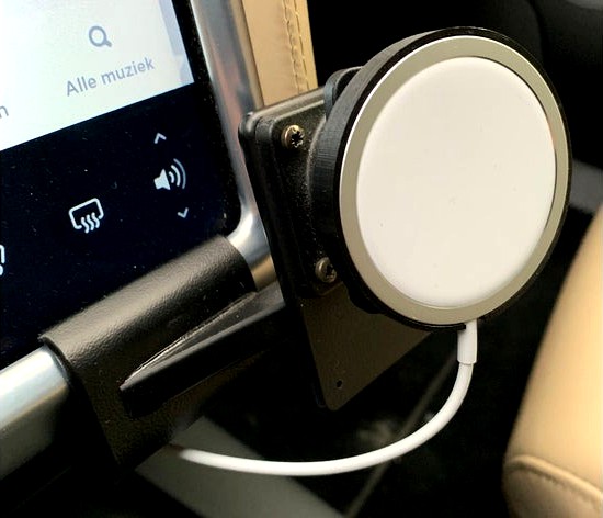 Magsafe Brodit adapter (iPhone 12 / mini / Pro) by bjorntm 3d model