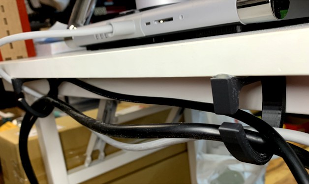 Adhesive Desk Cable Guide 01 by makersendinfo 3d model