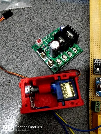 potentiometer control with servo motor by Eminns 3d model