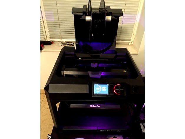 Makerbot Replicator + top mounted spool holder by mussy 3d model