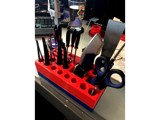 Toolbox for your 3D printing tools by andrewatphoenixdiscs model