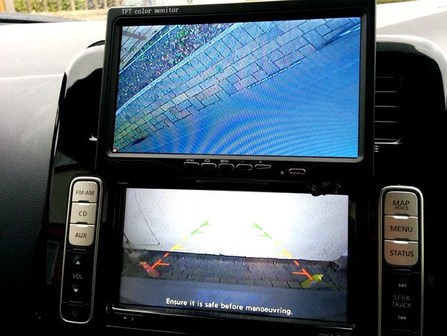 Nissan Leaf: Side camera mount by ronhogwarts 3d model