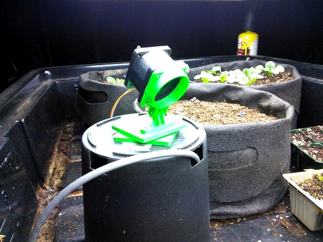 Oscillating Fan using SG90 servo and 40mm fan + Arduino by rdkilla 3d model