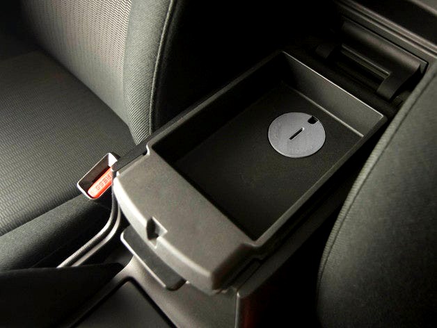 Mazda3 Console Cable Plug Cap Replacement by dawsmart 3d model