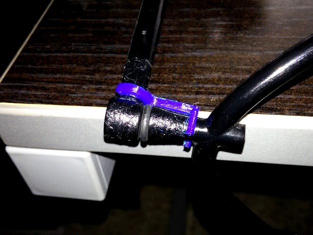 Bracket for broken TrackIR TrackClip Pro by etotman 3d model